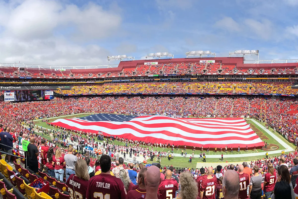 Managing Sports Events Efficiently with Two-Way Radios - SEI Wireless ...